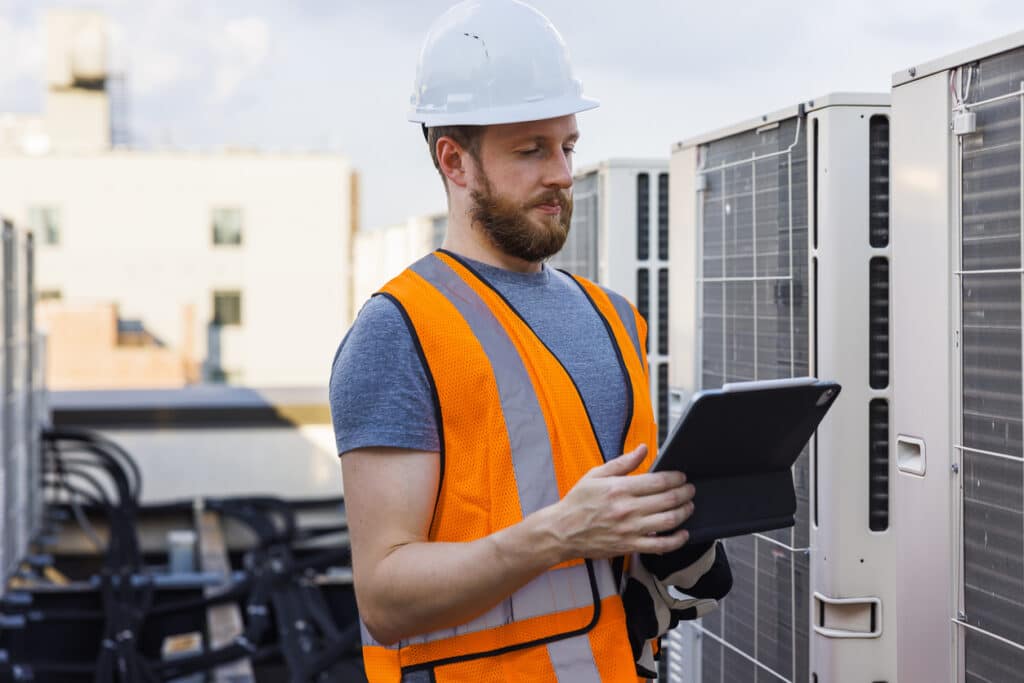 Understanding the Role of AC Contractors in New Construction Projects ...